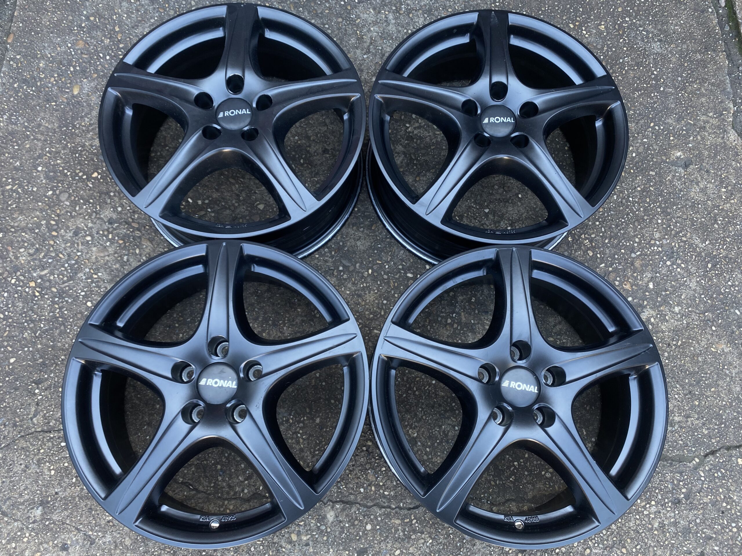 4db Ronal 17" VW - Skoda - Seat alufelni. (4064) - Kollár Gumi